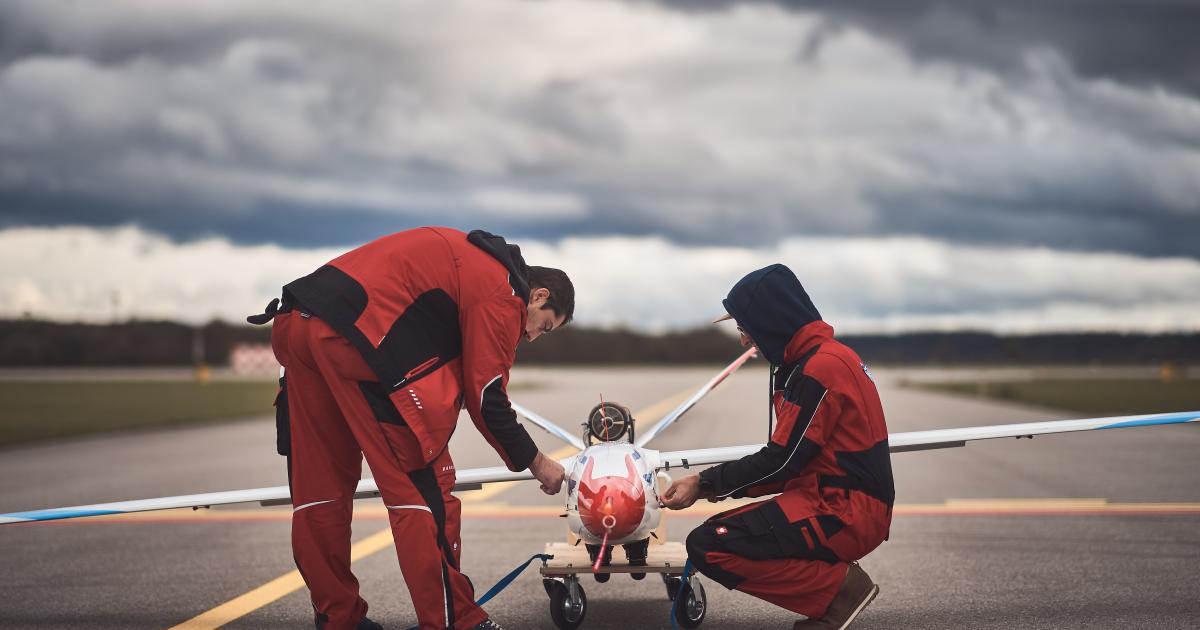 Aircraft with fuel-saving wing design flies first time – a project lead ...